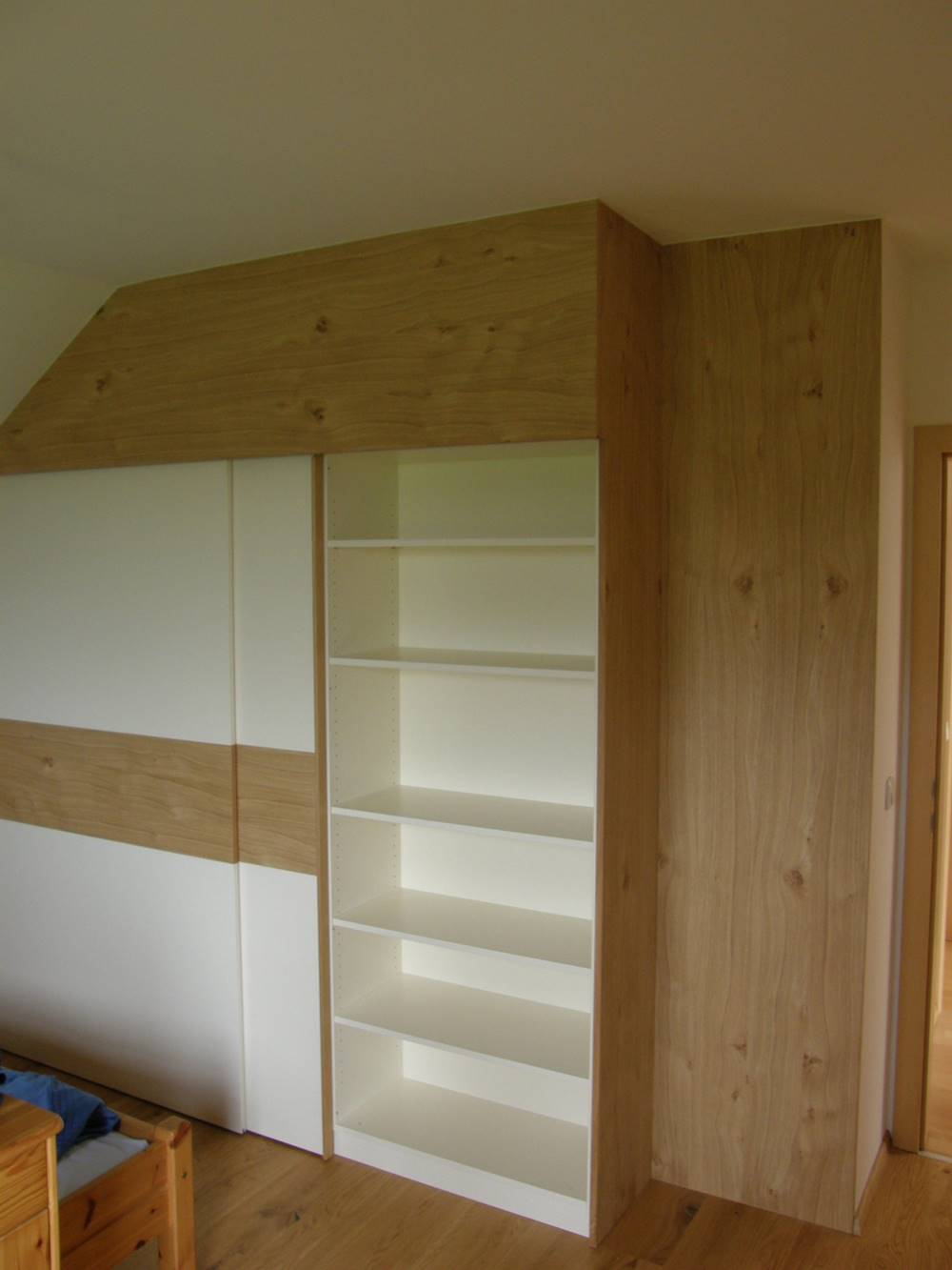 Schlafzimmer u Schrankraum | Tischlerei Lindlbauer Franz aus Pattigham ...